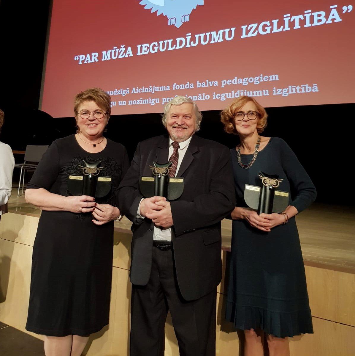 Trīs Jelgavas pedagogi saņem balvu "Par mūža ieguldījumu izglītībā" - ZZ.lv